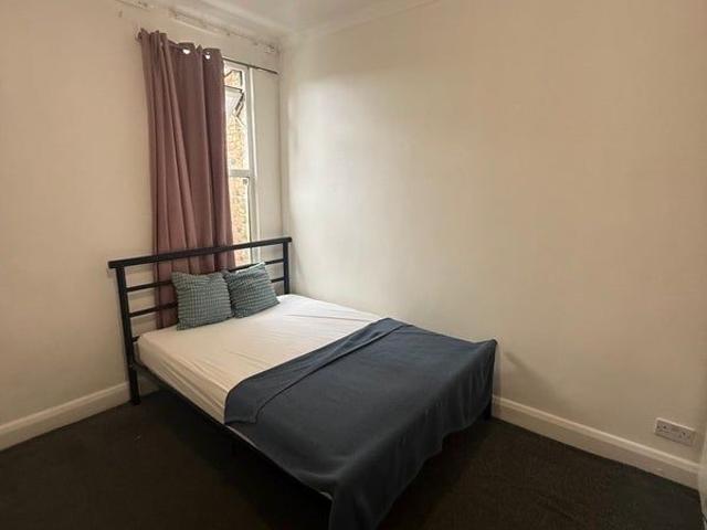 Gowan Road, London NW10, Room to rent, £867 pcm | PrimeLocation