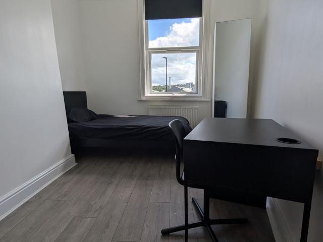 Gower Street, Sheffield S4, Room to rent, £500 pcm | PrimeLocation