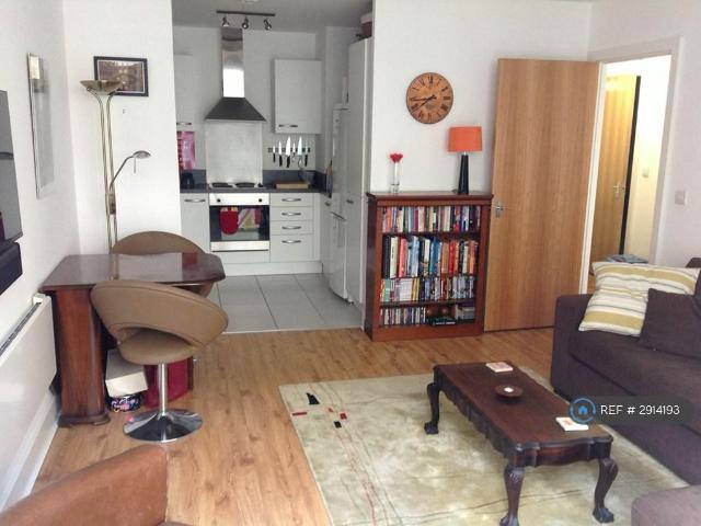 Gowers Walk, London, E1 1 bed flat to rent £2,300 pcm £531 pw