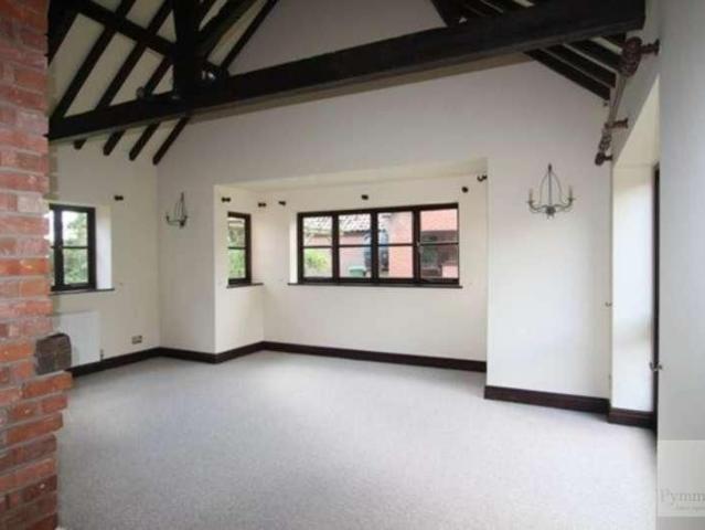 Gowing Way, Fritton, NR15