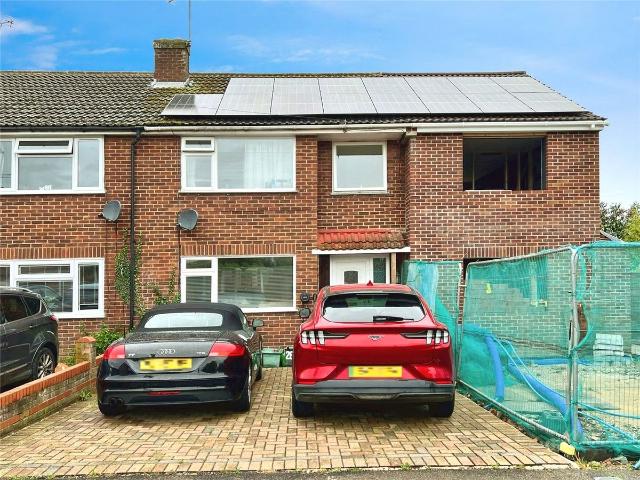 Gloucester Avenue, Chelmsford, Essex CM2, 2 bed end terrace house to rent, £1,600 pcm | PrimeLocation