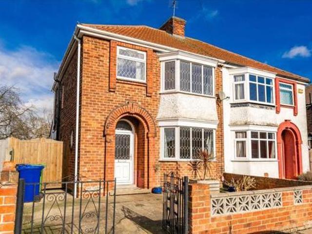 Gloucester Avenue, Grimsby, 3 Bedroom Semi detached