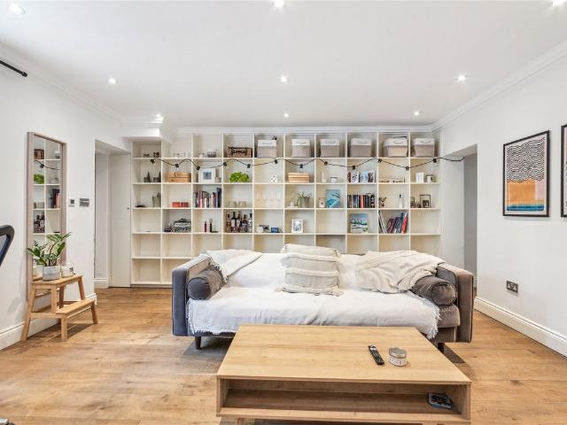 Gloucester Avenue, London NW1, 1 bed flat to rent, £3,250 pcm | PrimeLocation