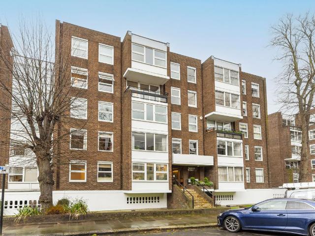 Gloucester Avenue, London NW1, 3 bed flat to rent, £3,650 pcm | PrimeLocation