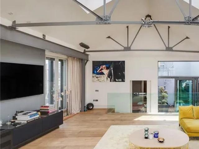 Gloucester Avenue, Primrose Hill, London, NW1 8LA, United Kingdom | 3 bed house for rent #167542876 | Rentberry