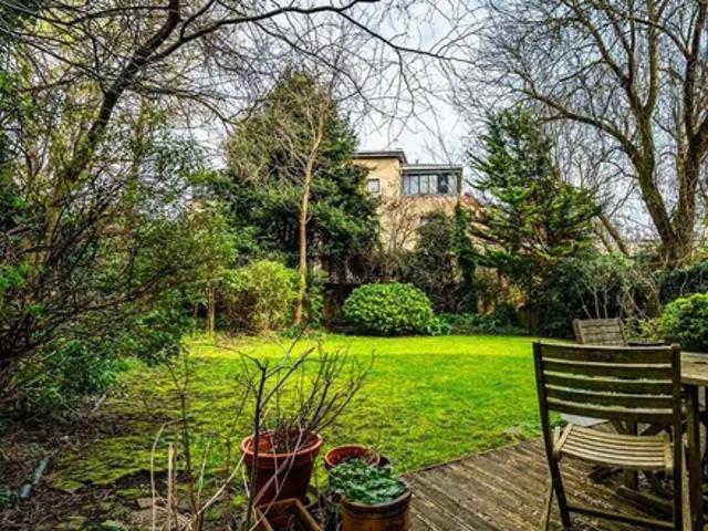 Gloucester Crescent, London, NW1 7DS, United Kingdom | 1 bed house for rent #167594579 | Rentberry
