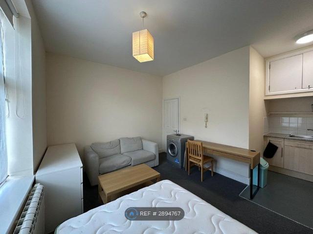Gloucester Drive, London N4, Studio to rent, £1,350 pcm | PrimeLocation