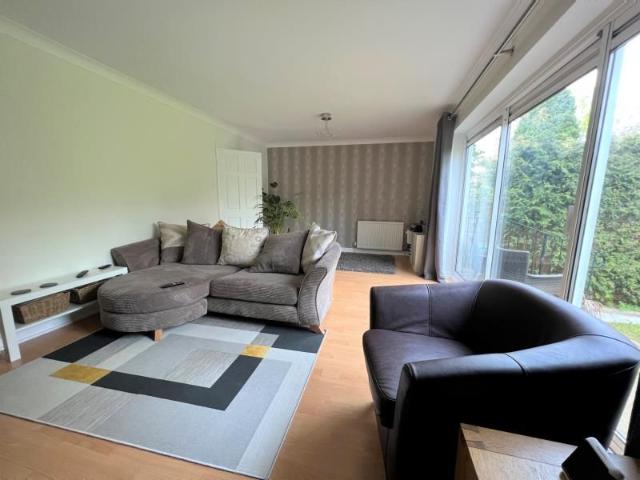 Gloucester Drive, Staines, Surrey, TW18