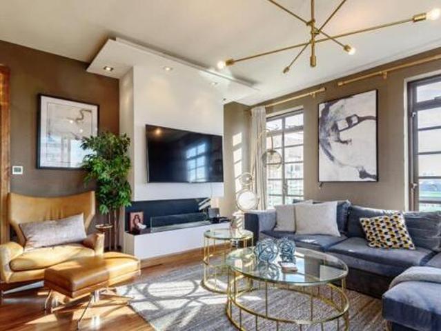 Gloucester Place, Marylebone, 3 Bedroom Flat