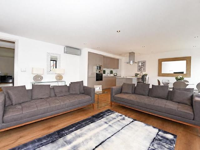 Gloucester Place, Marylebone, London W1U, 2 bed flat to rent, £5,417 pcm | PrimeLocation