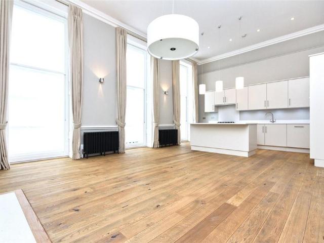 Gloucester Place, Marylebone, London. 1 bed apartment to rent £3,835 pcm £885 pw