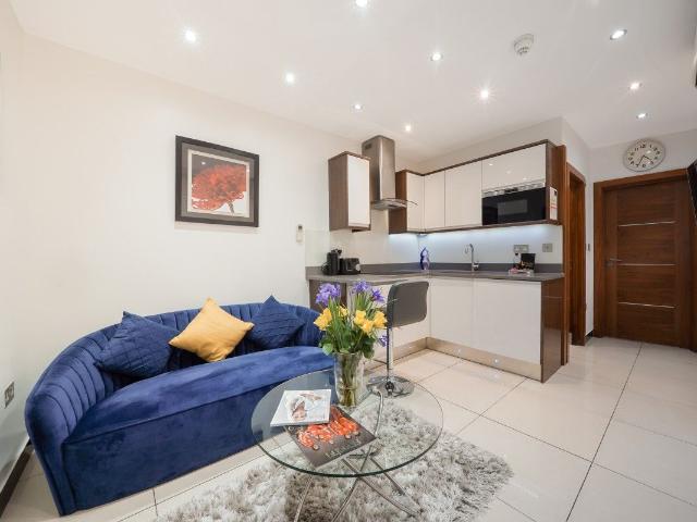 Gloucester Place, London W1U, 1 bed flat to rent, £2,687 pcm | PrimeLocation