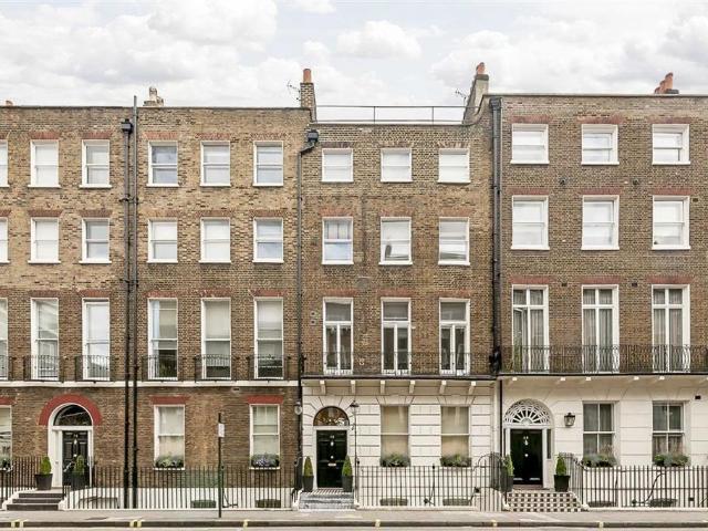 Gloucester Place, London W1U 1 bed flat to rent £3,497 pcm £807 pw