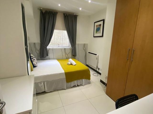 Gloucester Place, London W1U, Room to rent, £1,408 pcm | PrimeLocation