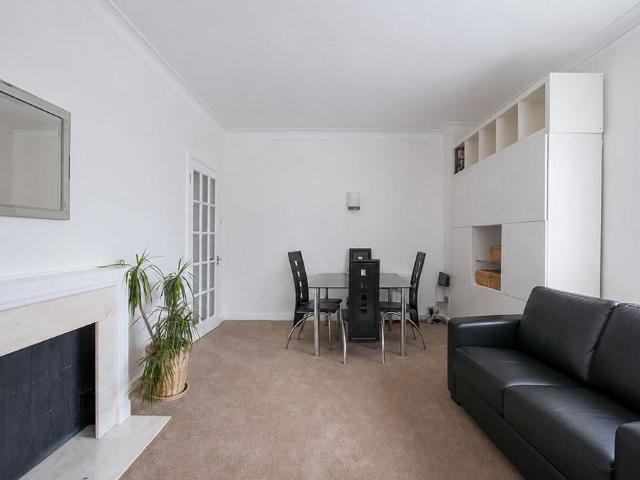 Gloucester Place, London NW1 1 bed apartment to rent £2,817 pcm £650 pw