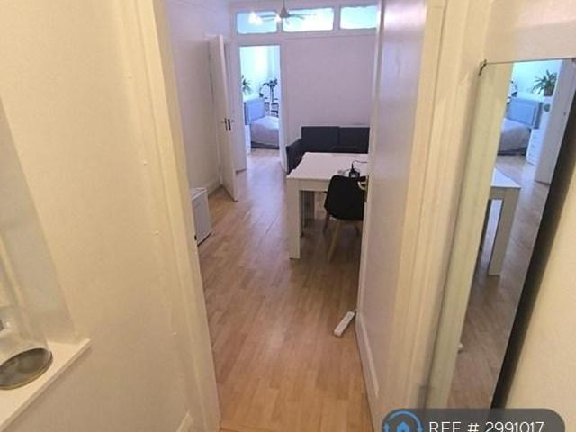 Gloucester Place, London, NW1 2 bed flat to rent £3,029 pcm £699 pw