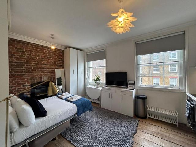 Gloucester Place, London NW1 Studio to rent £2,492 pcm £575 pw