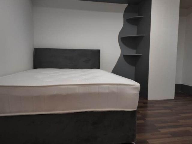 Gloucester Road, Croydon CR0, Room to rent, £850 pcm | PrimeLocation