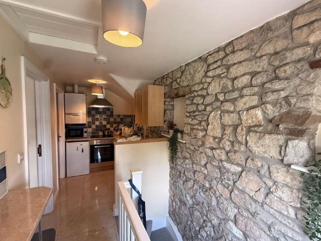 Gloucester Road, Bristol, BS35 1 bed flat to rent £1,000 pcm £231 pw