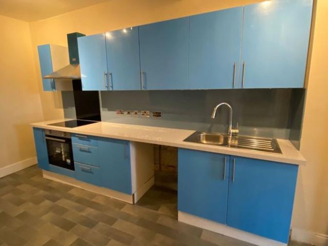 Gloucester Road, Bristol BS7, 4 bed flat to rent, £2,400 pcm | PrimeLocation