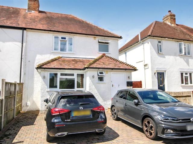 Gloucester Road, Guildford GU2, 4 bed property to rent, £3,200 pcm | PrimeLocation