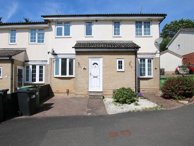 Gloucester Road, Exeter EX4, 2 bed terraced house to rent, £1,100 pcm | PrimeLocation
