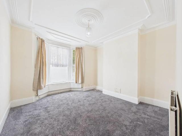 Gloucester Road, London N17, 1 bed flat to rent, £1,550 pcm | PrimeLocation