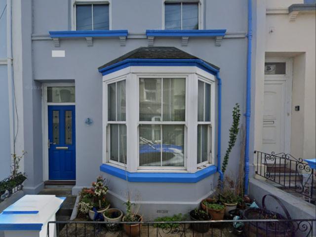 Gloucester Road Room 1