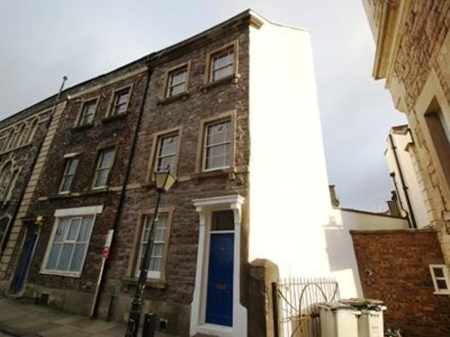 Gloucester Street, Tff, Top Floor Flat, Clifton, Bristol BS8, 1 bed flat to rent, £950 pcm | PrimeLocation