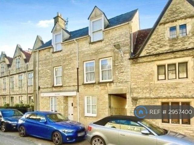 Gloucester Street, Cirencester, GL7 1 bed flat to rent £1,000 pcm £231 pw
