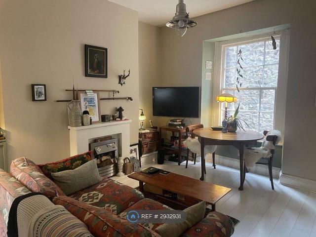 Gloucester Street, Clifton, Bristol BS8, 1 bed flat to rent, £1,350 pcm | PrimeLocation