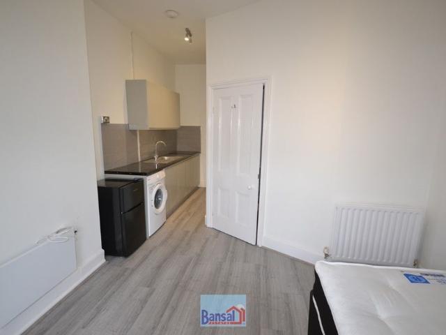 Gloucester Street CV1, 1 bed flat to rent, £550 pcm | PrimeLocation