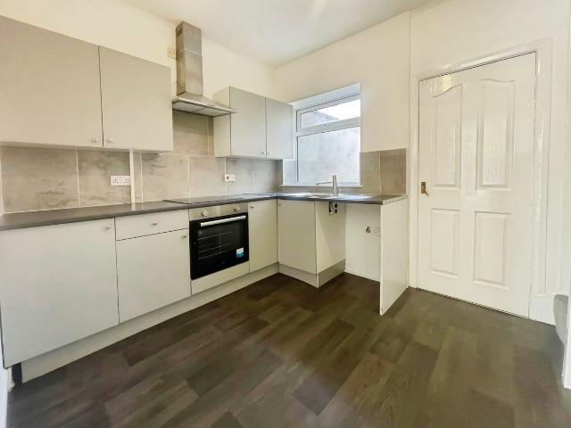 Gloucester Street, Hull HU4, 2 bed terraced house to rent, £695 pcm | PrimeLocation