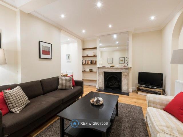 Gloucester Street, London SW1V, 2 bed flat to rent, £3,300 pcm | PrimeLocation