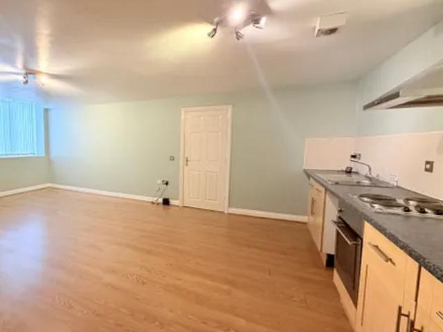 Gloucester Street, Salford, M6 6PP, United Kingdom | 2 bed apartment for rent #127649929 | Rentberry
