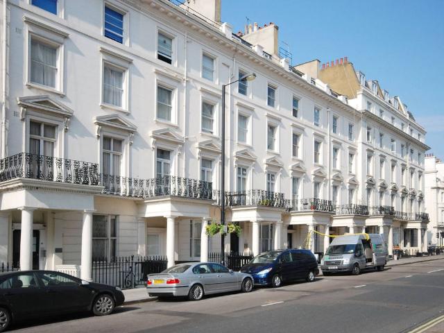 Gloucester Terrace, Bayswater W2, 1 bed flat to rent, £2,318 pcm | PrimeLocation