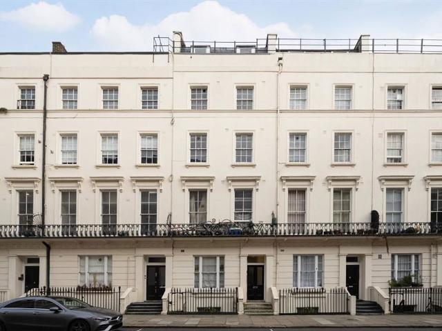 Gloucester Terrace, Hyde Park W2, 2 bed flat to rent, £3,250 pcm | PrimeLocation