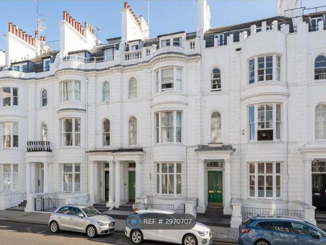 Gloucester Terrace, London W2, Studio to rent, £2,000 pcm | PrimeLocation