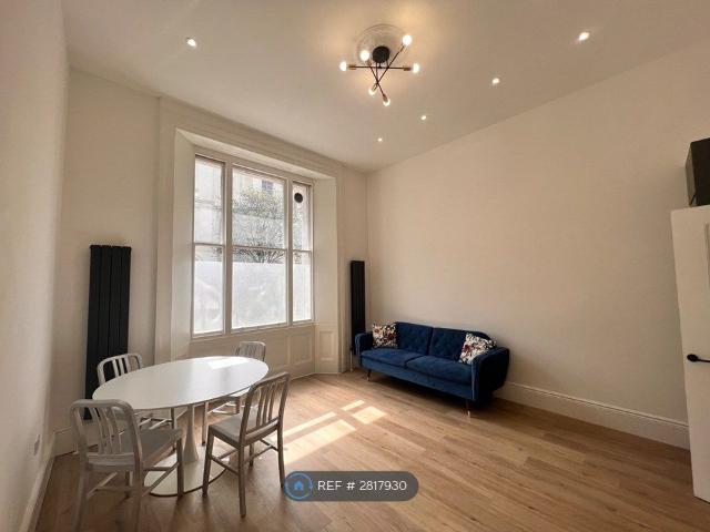 Gloucester Terrace, London W2, 1 bed flat to rent, £2,400 pcm | PrimeLocation