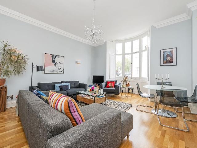 Gloucester Terrace, Bayswater, London W2, 1 bed flat to rent, £2,900 pcm | PrimeLocation