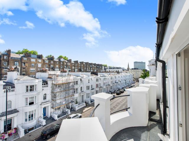 Gloucester Terrace, London W2, 2 bed flat to rent, £4,200 pcm | PrimeLocation