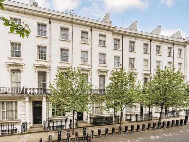 Gloucester Terrace, Notting Hill W2, Studio to rent, £1,800 pcm | PrimeLocation