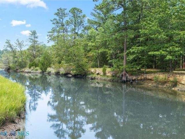 Gloucester VA 23061 104907608