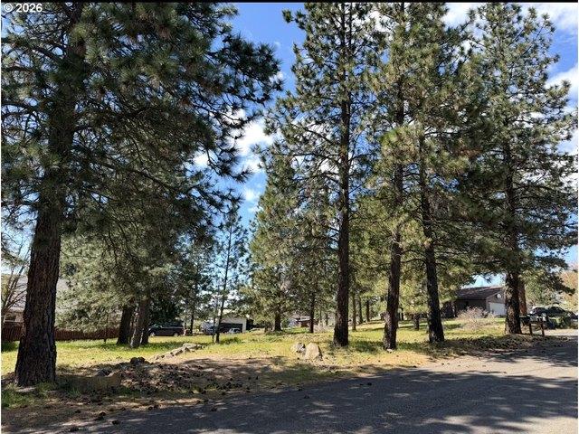 Glover St, Goldendale, WA 98620