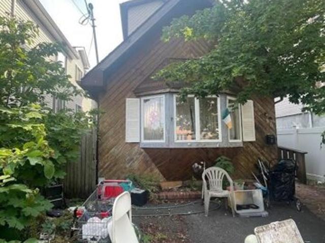 Glover St, Staten Island, Home For Sale