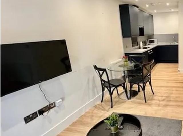 Global 4 Seasons, 1A Market Place, Acton, W3 6QS, United Kingdom | 1 bed apartment for rent #144563957 | Rentberry