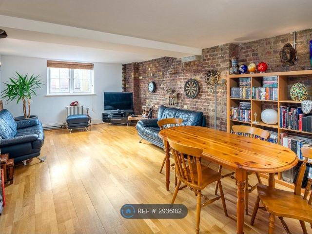 Globe Wharf, London SE16, 2 bed flat to rent, £2,600 pcm | PrimeLocation