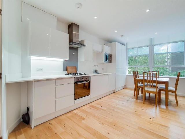 Globe Apartments, Deptford SE8, 2 bed flat to rent, £2,100 pcm | PrimeLocation