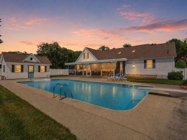 Gloria Dr, Westfield, Home For Sale
