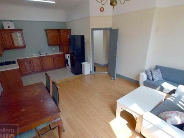 Glossop Road, Sheffield, 3 Bedroom Apartment